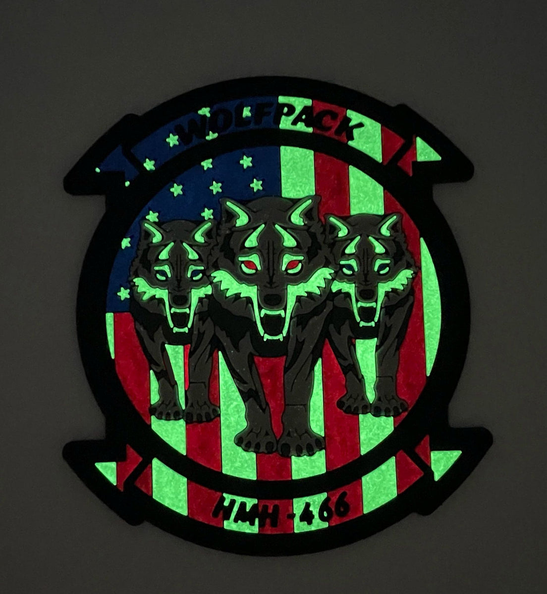 Official HMH-466 Wolfpack 4th of July PVC Glow Patch – MarinePatches.com - Custom Patches ...